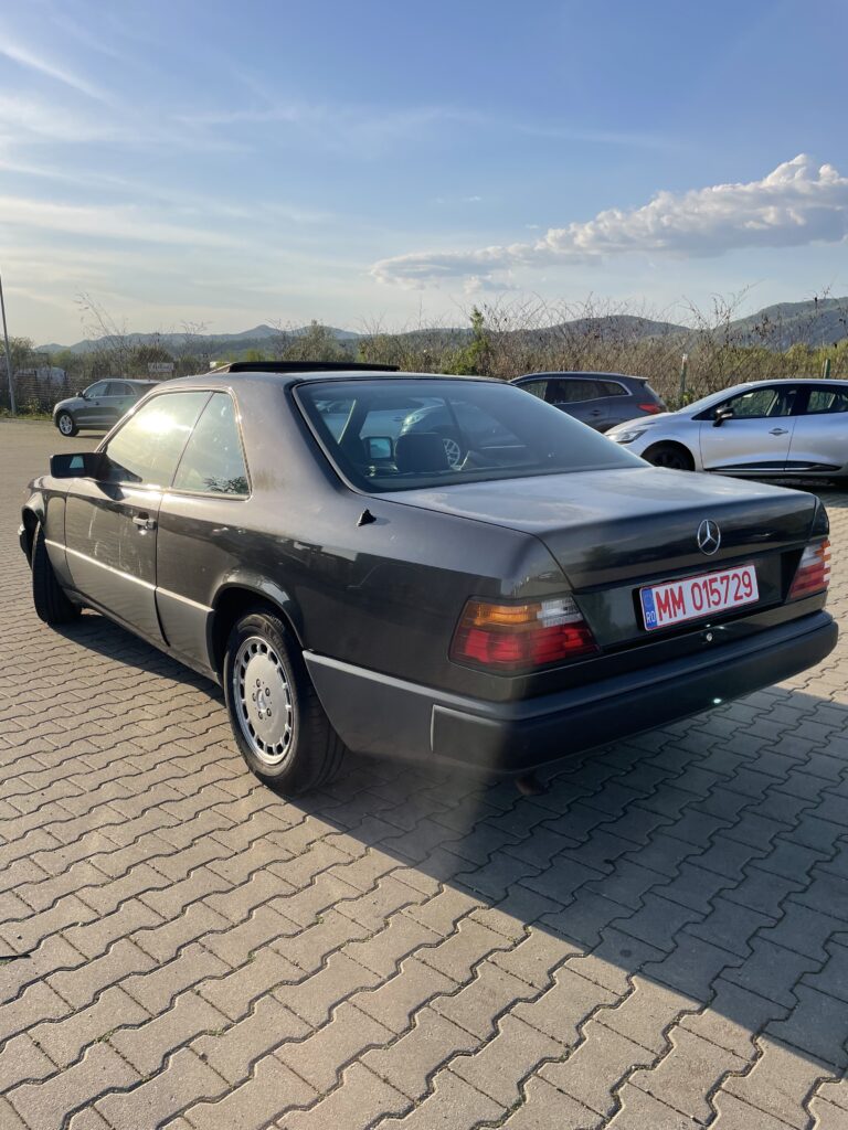 Mercedes W124 coupe 2.3 Benzina de vânzare mașină clasică