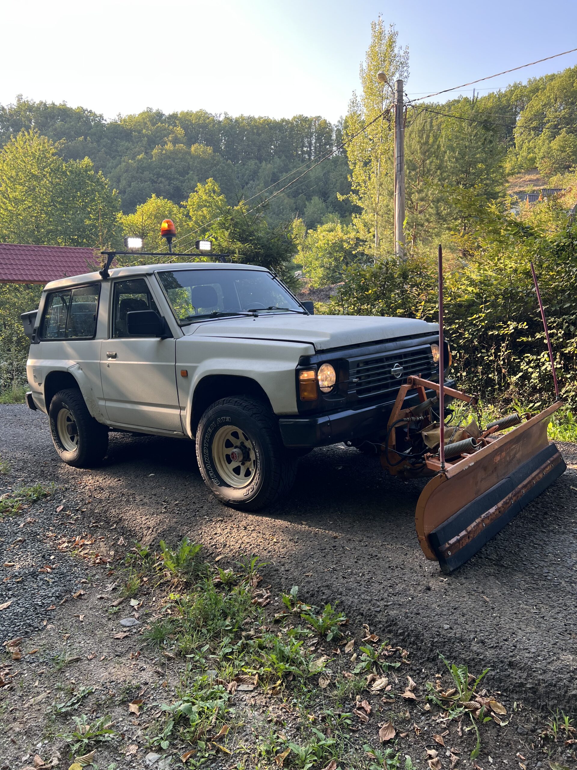 Nissan Patrol Y60 echipat deszapezire de vânzare mașină clasică